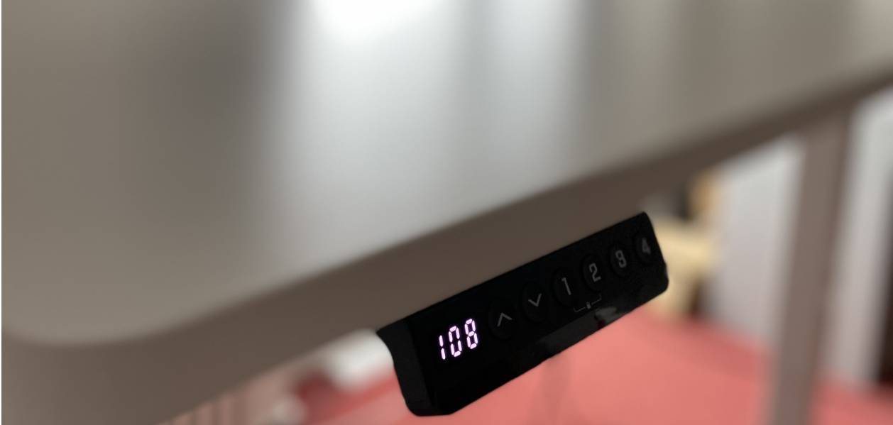 FlexiSpot EF1 im Test - höhenverstellbarer Schreibtisch - digitalvd.de